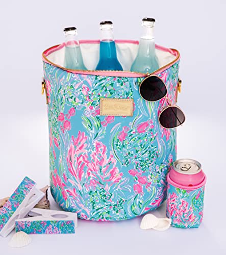 Lilly Pulitzer Water Resistant Vinyl Beach Day Pouch - Includes Drink Hugger, Zip Pouch, and Towel Clips, Best Fishes