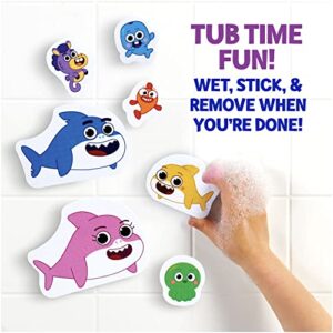 Baby Shark's Big Show! Bath Toy Bundle - 15 Pieces - Kids Bath Toys