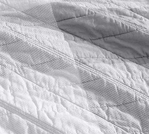 Eddie Bauer - King Quilt Set, Cotton Reversible Bedding with Matching Shams, Medium Weight Home Decor (Boulder Grey, King)