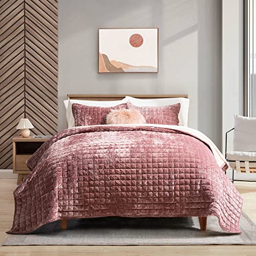 RECYCO Luxury Velvet Quilt Set King Size, Lightweight Velvet Comforter Set, Oversized Bedspread Coverlet Quilted Bedding Set, with 2 Matching Pillow Shams, for All Season, Dusty Mauve Pink