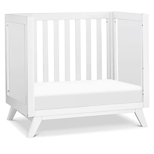 DaVinci Otto 3-in-1 Convertible Mini Crib with 4" Mattress in White, Greenguard Gold Certified