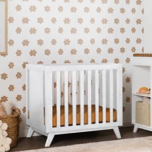 DaVinci Otto 3-in-1 Convertible Mini Crib with 4" Mattress in White, Greenguard Gold Certified