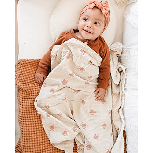 Konssy Baby Blankets for Unisex Boys Girls, Super Soft Nursery Minky Blankets with Muslin Cotton Front and Dotted Fleece Backing, Printed Bed Throws Newborn