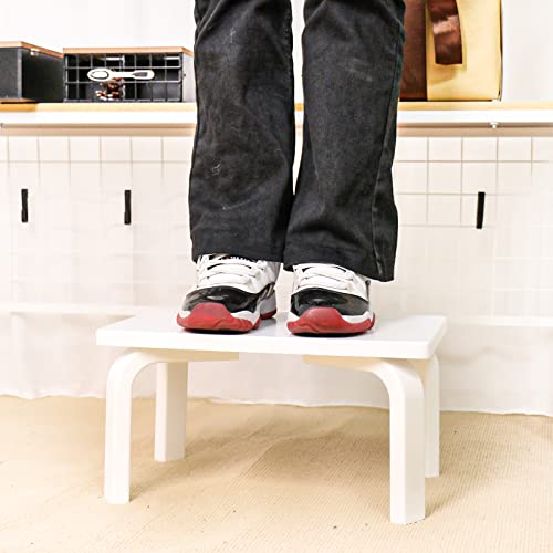 Jynpioe Step Stool for Kids, MDF Step Stool for Toddler Potty Training MDF Board Stool for Nursery Kitchen Toilet with Safety Non-Slip for Stool Legs Mats Children&Adults(White)