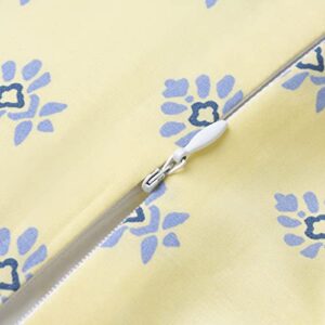 MARTHA STEWART Naomi Yellow Queen Quilt Set - 3 Piece, 100% Cotton Bedspread, Reversible, Cool, Crisp Percale Weave, Soft & Printed Lightweight Quilt, Summer Bedding, 1 Quilt, 2 Pillow Shams