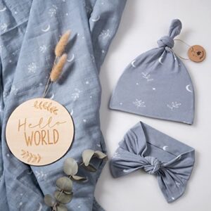 Miaoberry 100% Organic Muslin Swaddle Set w Matching Hat/Bow| Moon Leaves in Haze Blue| Hospital Home-Coming Baby Announcement Blanket Gender Neutral for Boy n Girl