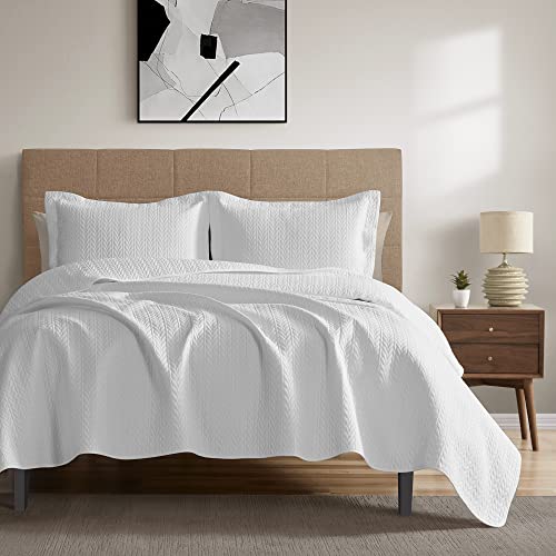 APNINO White Quilt Sets Queen, Lightweight Quilt Bedding Set for All Season, Soft Bedspread Coverlet with 2 Pillow Shams (White, 90x96 inches)