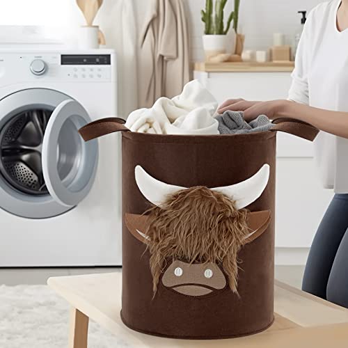 Eunikroko Highland Cow Felt Basket Brown Scottish Cattle Storage Bin Long Hair Farm Animal Laundry Organizer Decorative Portable Hamper Farmhouse Style Toys Holder with Handles Gift for Mom