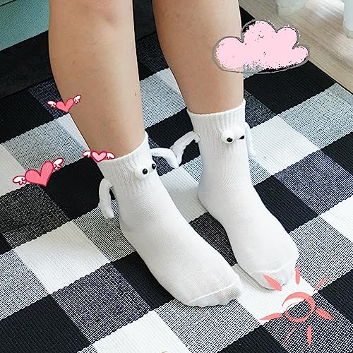 Aohoyaca 2pairs Hand in Hand Socks Friendship Socks Magnet, Magnetic Socks Hand Hold Friend Socks Magnet Holding Hand Couple Socks Big Eye Socks for Couples Friends Sisters Lovers (black + white)