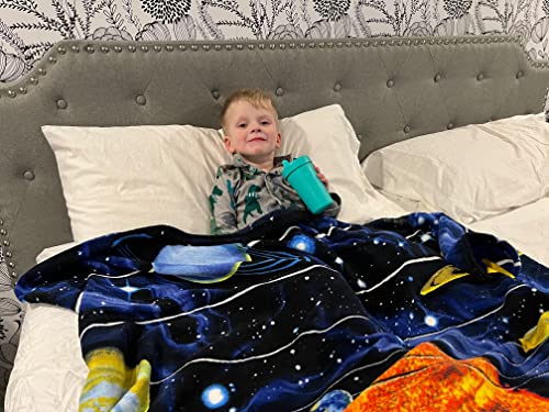 Dawhud Direct Solar System Fleece Blanket for Bed, 50" x 60" Space Fleece Throw Blanket for Boys, Men, Unisex and Kids - Super Soft Plush Planetary Blanket Throw Fleece Blanket for Planet Lovers