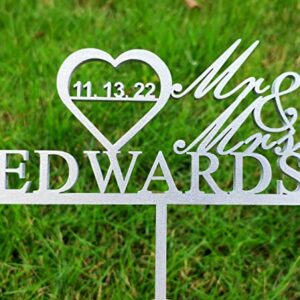 Personalized Wedding Cake Toppers, Customize Wedding Date And Last Name, Bride & Groom,Mr& Mrs Cake Topper,Wedding Favors,Cake Topper,Wedding Decorations For Reception,Wedding Cake Toppers (Wood)