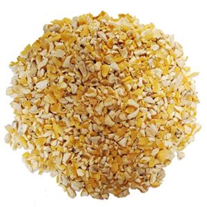 CountryMax Cracked Corn for Birds, Turkeys, Wildlife, Chickens (50 Pounds)