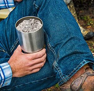 YETI Rambler 30 oz Stainless Steel Vacuum Insulated Tumbler with Lid