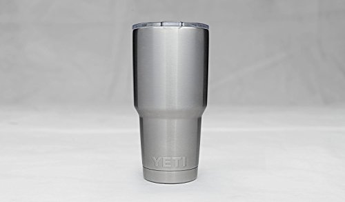 YETI Rambler 30 oz Stainless Steel Vacuum Insulated Tumbler with Lid