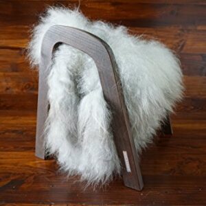 MILABERT Oak Wood Magazine Rack with Genuine Silver Norwegian Pelssau Sheepskin Rug - Soft Curly Wool - Design Furniture (MR10)