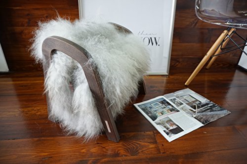 MILABERT Oak Wood Magazine Rack with Genuine Silver Norwegian Pelssau Sheepskin Rug - Soft Curly Wool - Design Furniture (MR10)