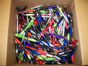 500 lot misprint ink pens, ball point, plastic, retractable