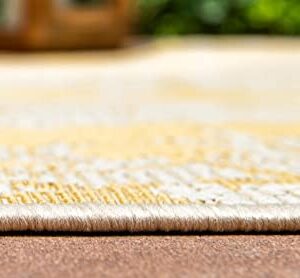 Unique Loom Outdoor Botanical Collection Area Rug - Medallion (4' 1" x 6' 1" Rectangle, Yellow/ Beige)