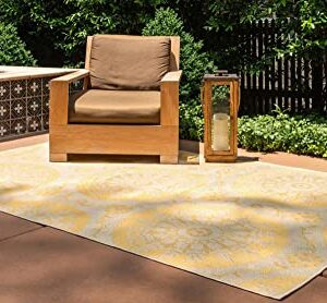 Unique Loom Outdoor Botanical Collection Area Rug - Medallion (4' 1" x 6' 1" Rectangle, Yellow/ Beige)