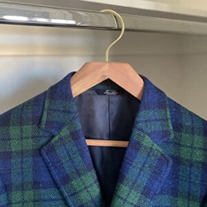 Cedar Elements Wide Coat and Suit Hangers (1)