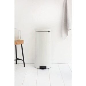 Brabantia New Icon Step Trash Can (8 Gal / White) Soft Closing Kitchen Garbage/Recycling Can with Removable Bucket