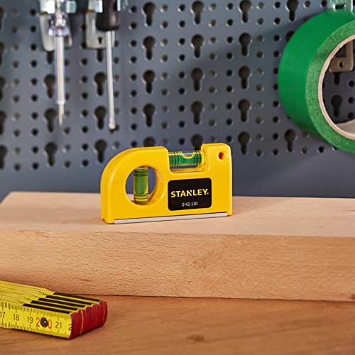 Stanley 0-42-130 Pocket Level magnetic horizontal/vertical, Yellow