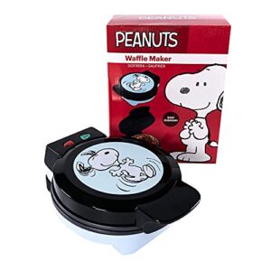 uncanny brands peanuts waffle maker - make snoopy waffles -kitchen appliance