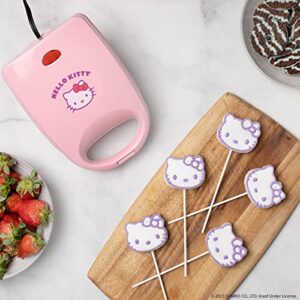 uncanny brands hello kitty cake pop maker - makes 4 hello kitty cake pops