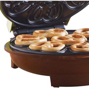 Brentwood Mini Pretzel Maker Machine Non-Stick, Green