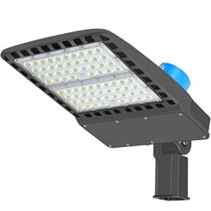 wyzm 300w outdoor led parking lot light,with dusk-to-dawn photocell,39,000 lumens,100-277v led pole light,1000w hps equivalent (slip fitter)