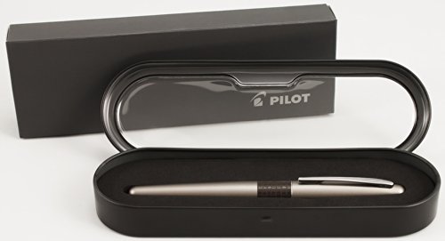 PILOT MR Animal Collection Fountain Pen in Gift Box, Matte Gold Barrel with Lizard Accent, Fine Point Stainless Steel Nib, Refillable Black Ink (91139)