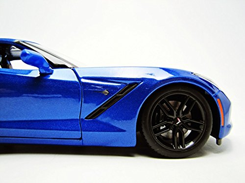 Maisto 2014 Chevrolet Corvette Stingray Z51 Blue 1/18 31677