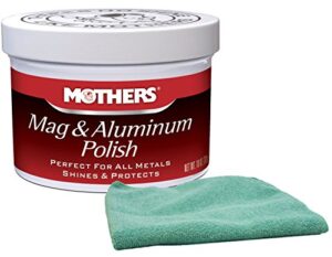 mothers mag & aluminum polish (10 oz.) bundle with microfiber cloth (2 items)