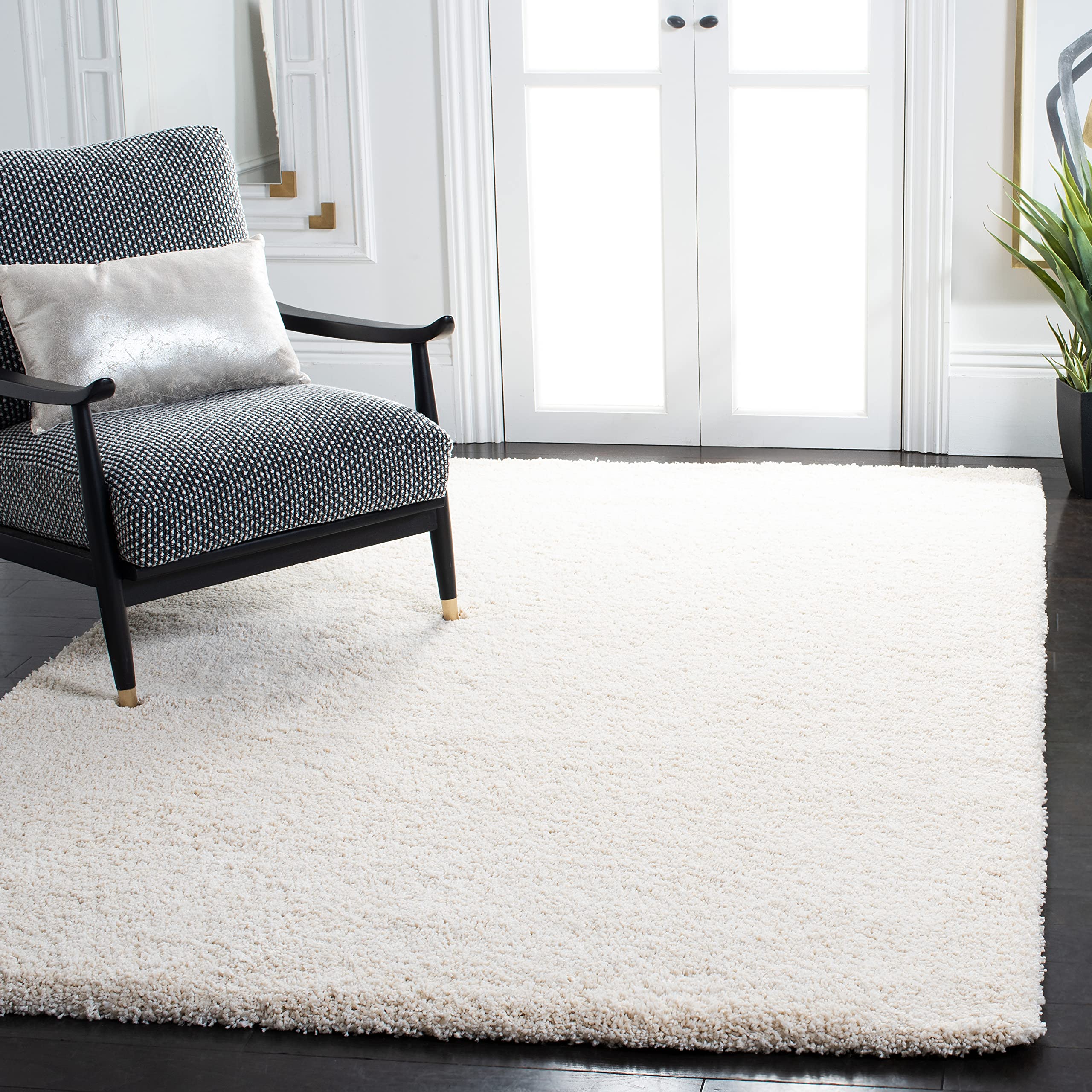 SAFAVIEH Milan Shag Collection Area Rug - 6' x 9', Ivory, Solid Design, Non-Shedding & Easy Care, 2-inch Thick Ideal for High Traffic Areas in Living Room, Bedroom (SG180-1212)