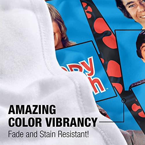 Brady Bunch - Squares Fleece Blanket 57 x 35in