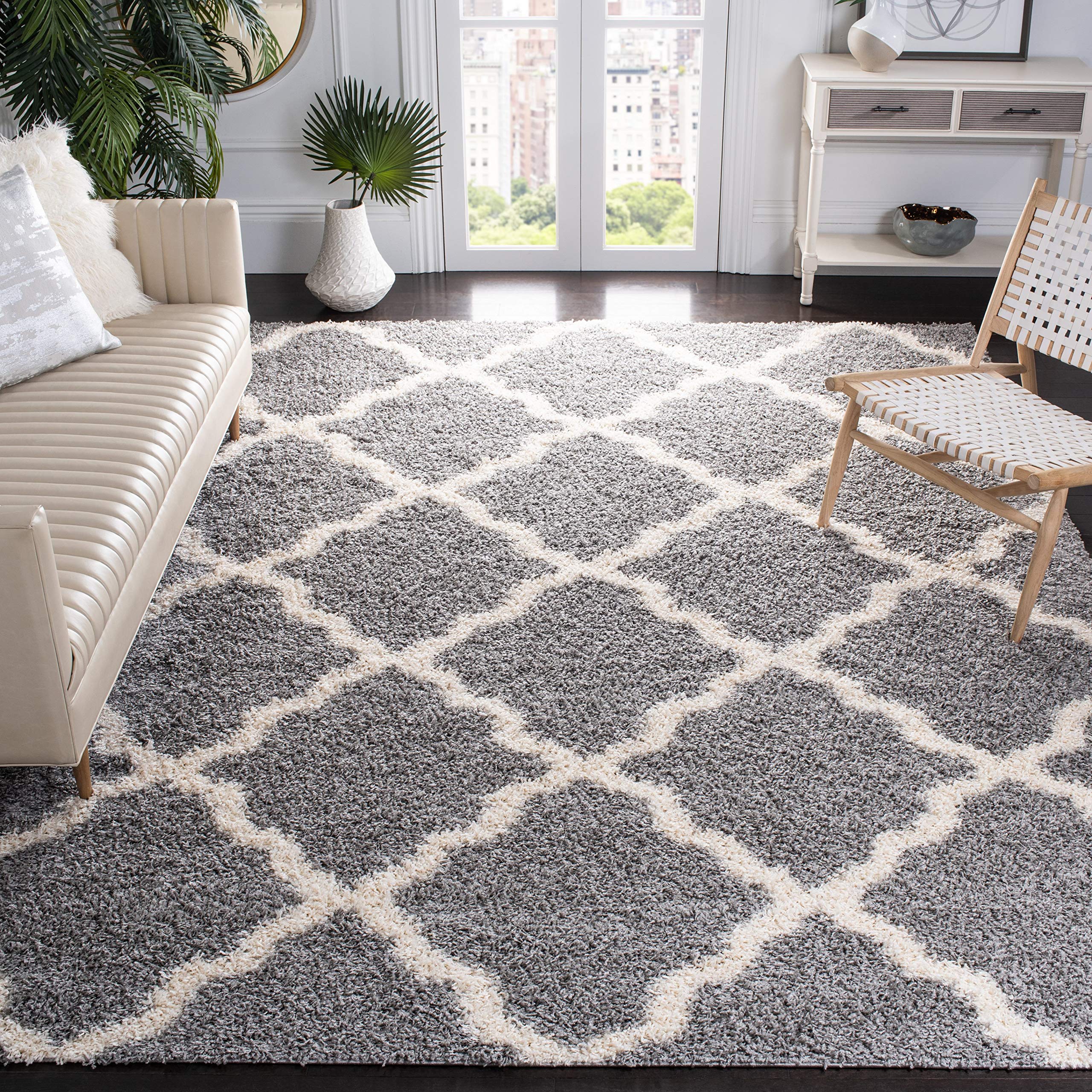 SAFAVIEH Dallas Shag Collection Area Rug - 8' x 10', Grey & Ivory, Trellis Design, Non-Shedding & Easy Care, 1.5-inch Thick Ideal for High Traffic Areas in Living Room, Bedroom (SGD257G)