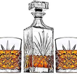 James Scott Liquor Decanter 5-Piece Irish-Cut Crystal Decanter & Whiskey Glasses Set - for Whiskey, Wine and Bourbon - Includes 24 oz. Decanter with Stopper and 4 x 11 oz. Glasses | Beautiful Gift Box