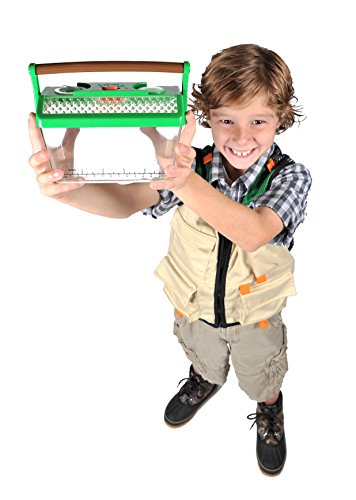 Nature Bound Bug Catcher Critter Barn Habitat for Indoor/Outdoor Insect Collecting with Light Kit, White