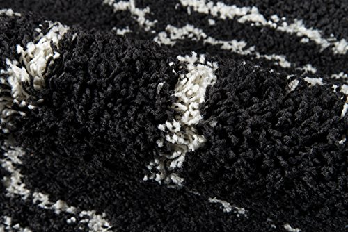 Momeni Rugs Maya Collection, Ultra Thick Pile Shag Area Rug, 5'3" x 7'6", Black