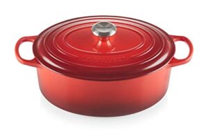 le creuset enameled dutch oven cast iron signature oval casserole, 31cm, 6.75 qt, cerise