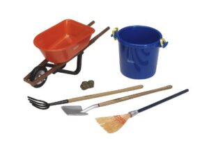 breyer traditional stable cleaning set (1:9 scale)