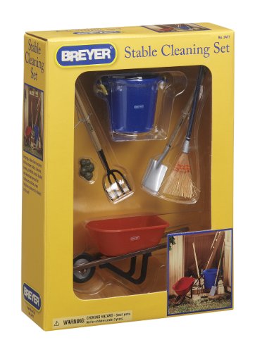 Breyer Traditional Stable Cleaning Set (1:9 Scale)