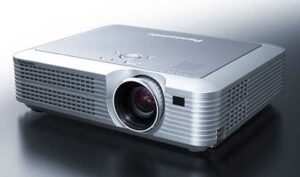 panasonic pt-lc55u lcd projector max 1280x1024 400:1 2,000 hours