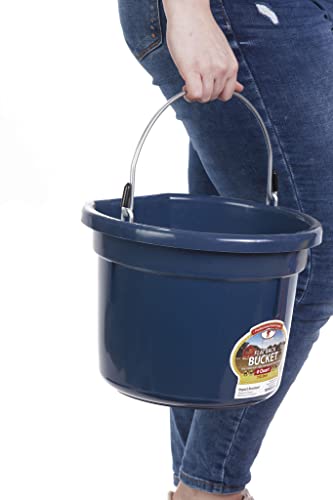 Little Giant® Flat Back Plastic Animal Feed Bucket | Animal Feed Bucket with Metal Handle | Horse Feed & Water Bucket | 8 Quarts | Navy