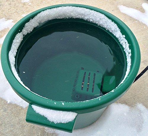 Farm Innovators HT-200 16 Gallon Plastic Heated Livestock Pet Farm Animal Water Bucket Tub with Hidden De-Icer Heating Element, Green