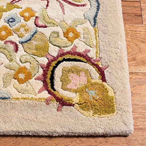 Safavieh Savonnerie Collection Accent Rug - 3' x 5', Sage & Beige, Handmade Traditional European Wool, Ideal for High Traffic Areas in Entryway, Living Room, Bedroom (SAV202A)