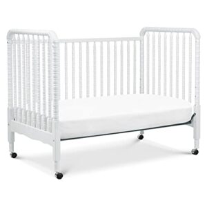 DaVinci Jenny Lind 3-in-1 Convertible Crib in White, Removable Wheels, Greenguard Gold (Mattress Not Included)