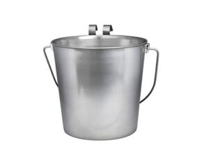 indipets heavy duty stainless steel flat sided pail with hooks - 1 quart - lays flat against dog kennel, crate or fence