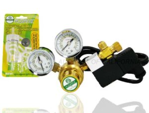 basic aquatek co2 regulator with cool touch solenoid