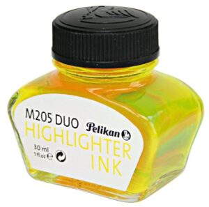 pelikan 4001 bottled ink for fountain pens, for pelikan m205 classic duo highlighter pen, fluorescent yellow, 30ml, 1 each (344879)